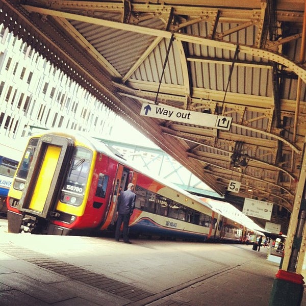 Nottingham Railway Station (NOT) - City Centre - Nottingham ...