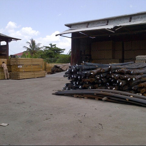 Stewarts Hardware - 48 visitors