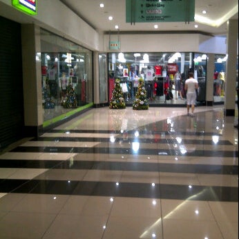 Photos at Morning Glen Mall - Morningside Manor - 2 tips