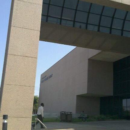 Photos at George Memorial Library - 7 tips from 235 visitors