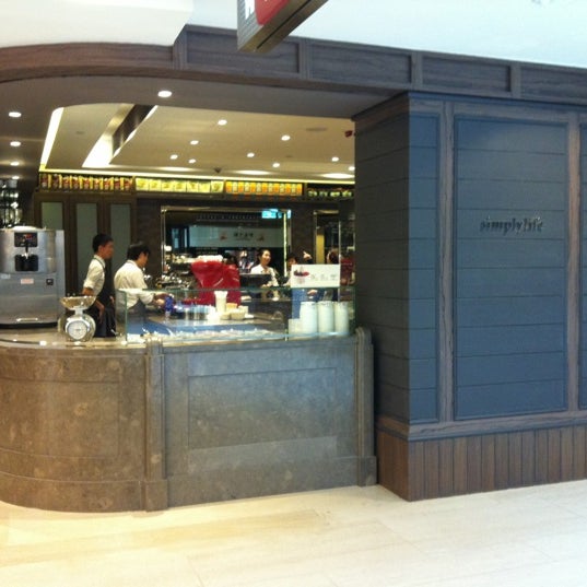 simplylife CAFÉ - 39 tips from 1093 visitors