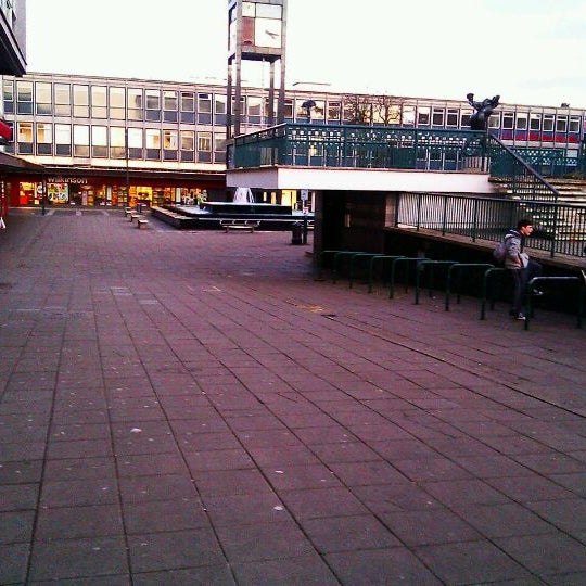 Stevenage Town Square - Plaza in Stevenage