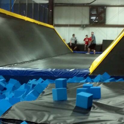 boing jump (Now Closed) - Arcade