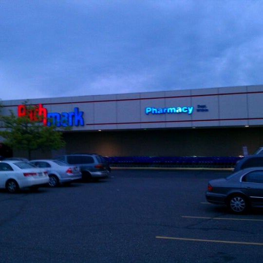 Pathmark (Now Closed) - Supermarket in Holbrook