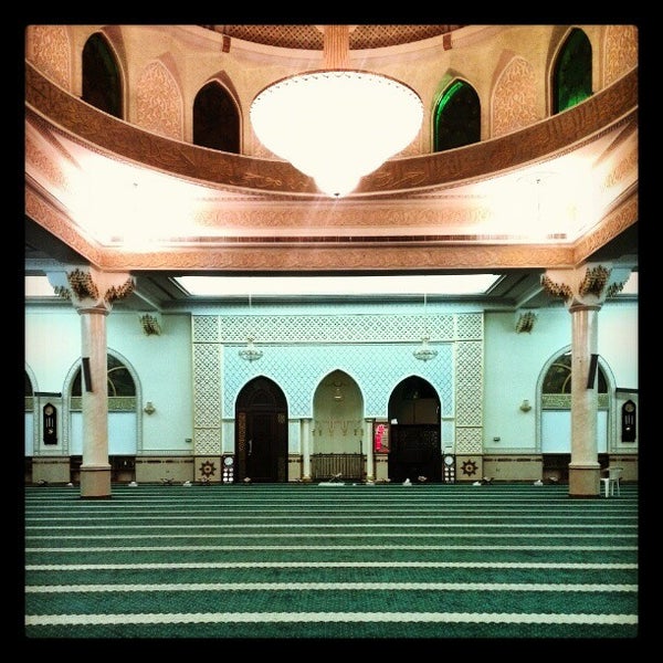 Maryam Bint Sultan Mosque - 2 tips from 27 visitors