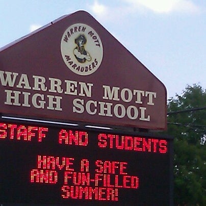Photos at Warren Mott High School - Northwest Warren - 5 tips