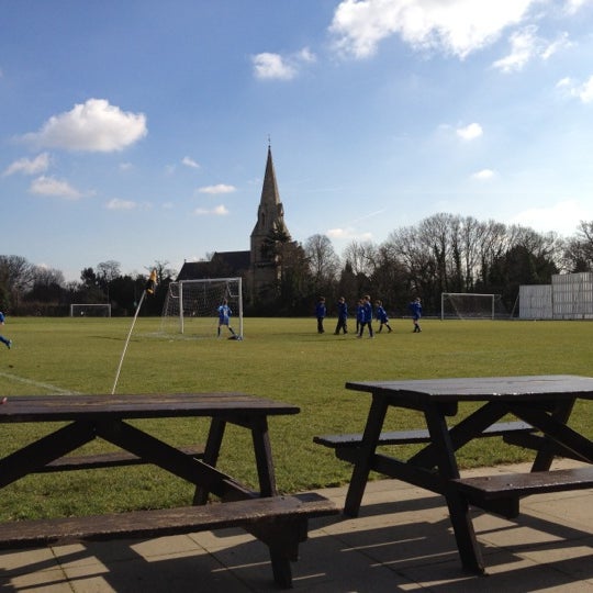 Walker Cricket Ground - Cricket Ground in London