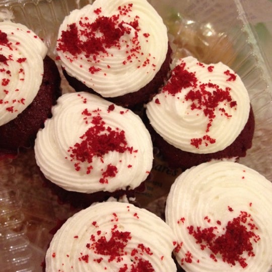 Photos at Leona's Cakes & Pastries - Bakery