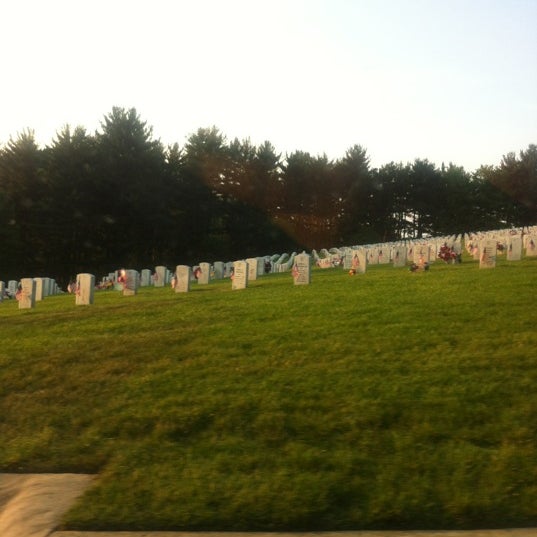 West Virginia National Cemetery - 42 Veterans Memorial Ln