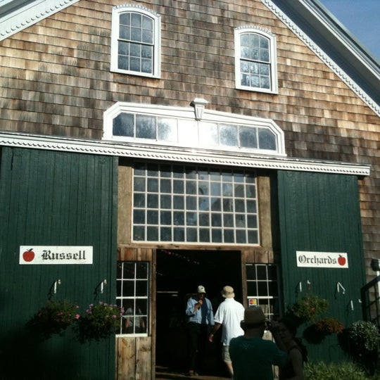 Russell Orchards - Farm