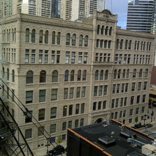 Courthouse Place - Near North Side - Chicago, IL