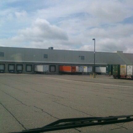 Target Distribution Center - Distribution Center in Galesburg