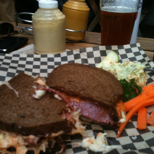 Goose Hollow Inn - Portland, OR