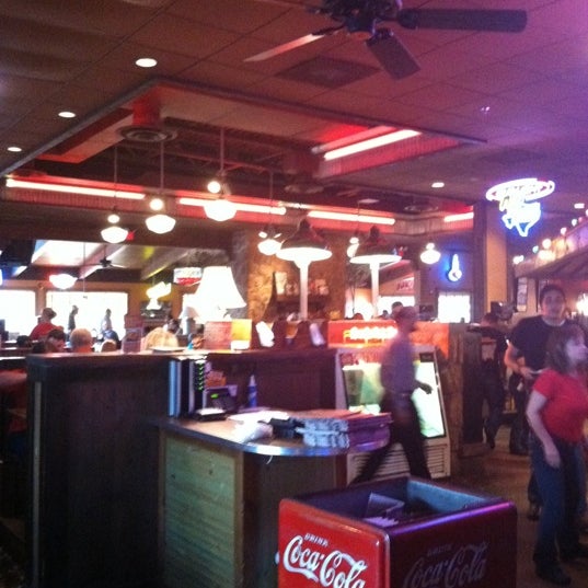 Logan's Roadhouse - 18 tips from 473 visitors