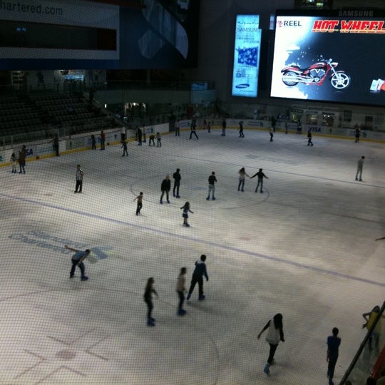 dubai-ice-rink-dubai-de-buz-pateni-pisti