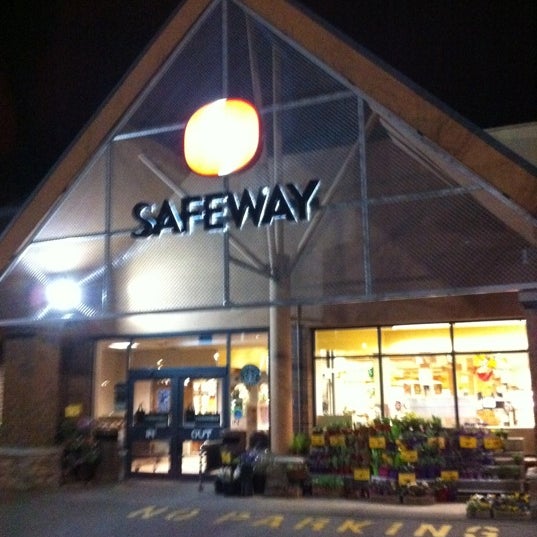 Safeway (Now Closed) - Grocery Store