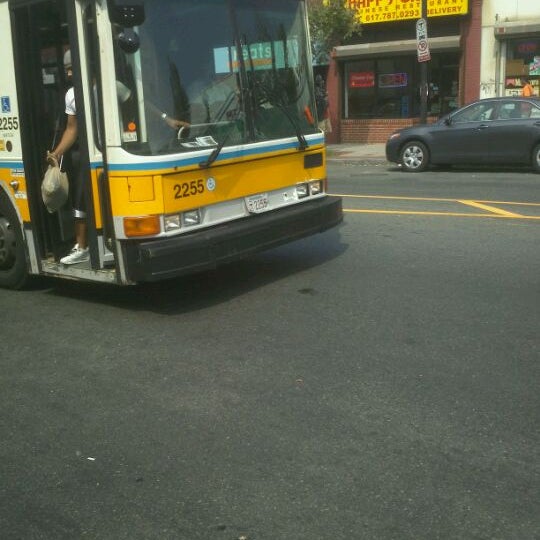 MBTA Bus Stop | Market St & Washington St - Bus Station in Brighton
