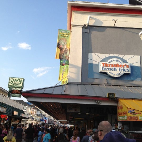 Thrasher's French Fries - Fast Food Restaurant