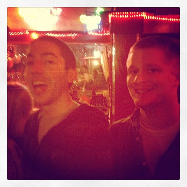 New Angle Lounge - Dive Bar in Philadelphia