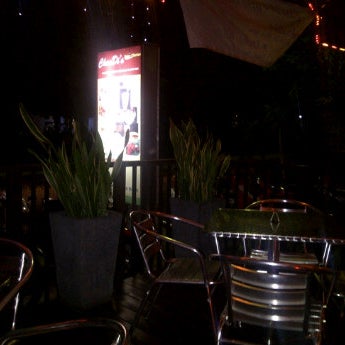 Chandis cafe - 4 visitors