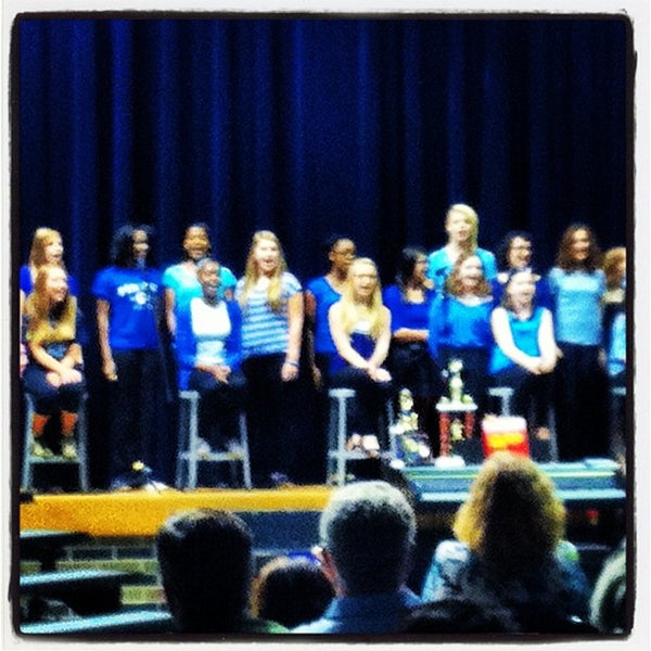 Photos at Pin Oak Middle School - Middle School in Bellaire