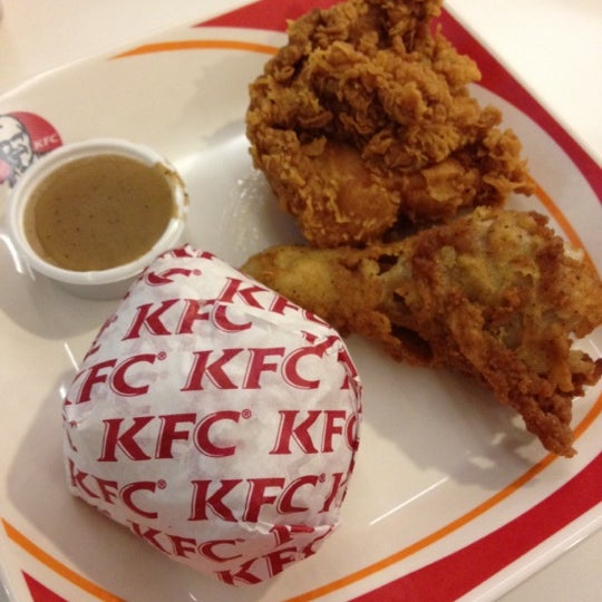 KFC - Fast Food Restaurant in Mandaluyong City
