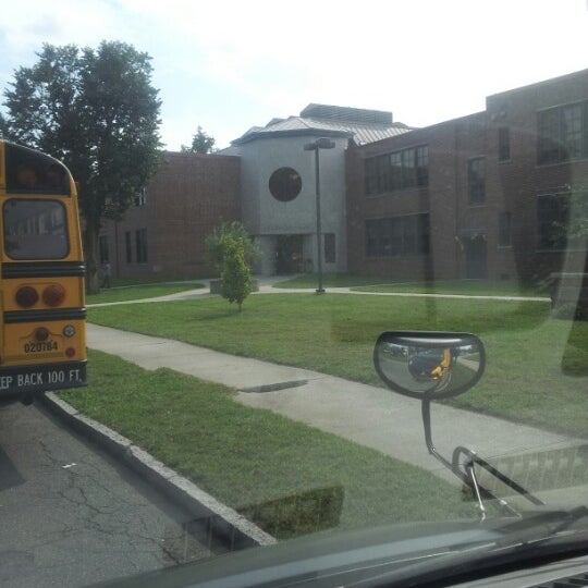 Frederick Harris School - 31 visitors
