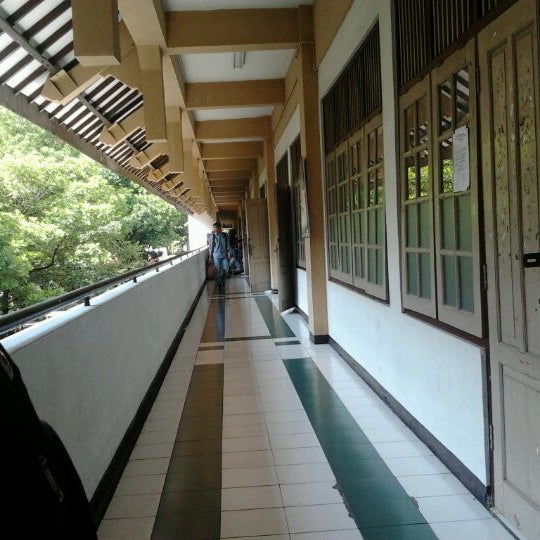 Universitas Muhammadiyah Surakarta (UMS) - University
