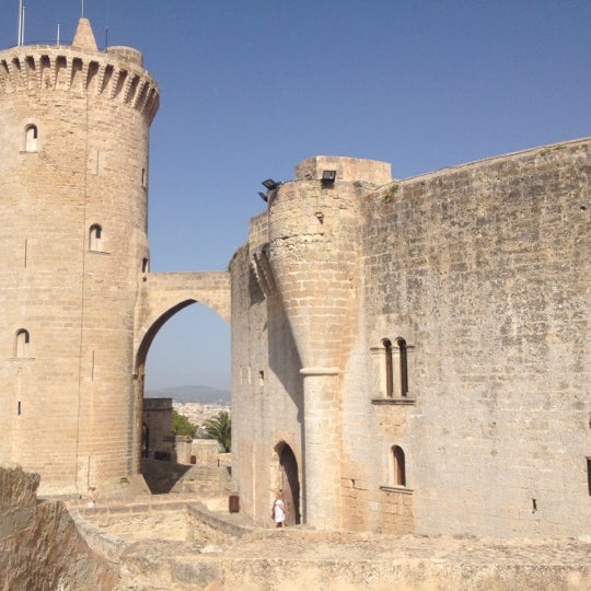 Castell de Bellver - Castle in Palma