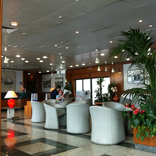 Diners Club Lounge "I Mosaici" - Aeroporto di Roma Fiumicino "Leonardo ...