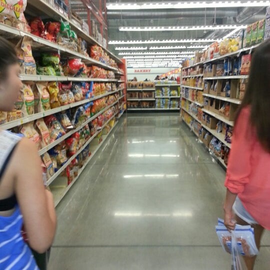 Are Dogs Allowed Inside Winco