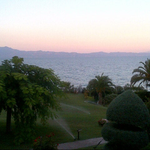 Λιβανάτες Φθιώτιδας - Village in Livanátes