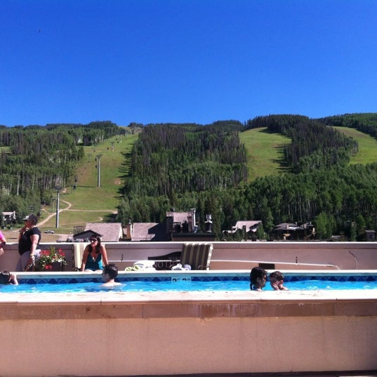 Arrabelle Rooftop Pool - Vail, CO