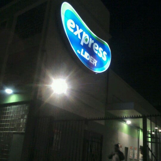 Líder Express - Supermarket in Santiago Centro