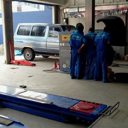 Speed Tyre Shop, Ciledug - Jalan Haji Muchtar Raya