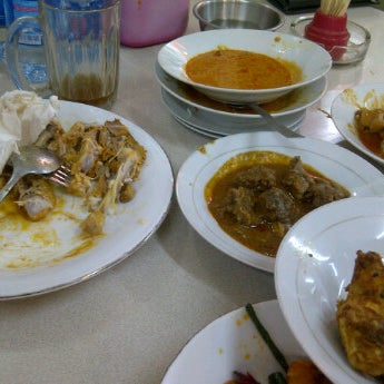 Rumah Makan Gumarang Masakan Padang - 2 tips from 64 visitors