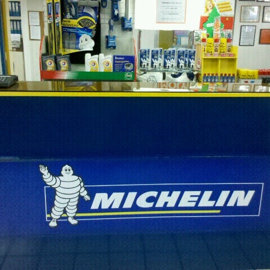 Goodyear Servitek Logo