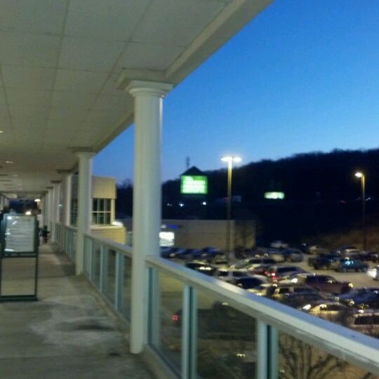 Photos at The Crossings Premium Outlets - 67 tips from 12332 visitors