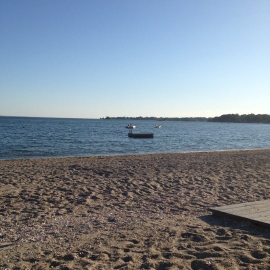 Bayley Beach Park - 4 tips from 320 visitors