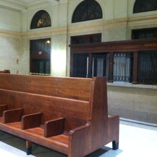 Photos at Mattoon Amtrak Station (MAT) - Platform