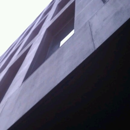 SNL Financial - 2 tips from 70 visitors