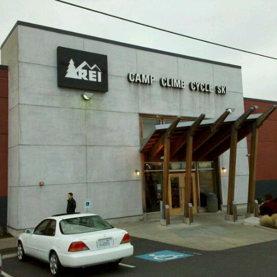 Rei Tacoma