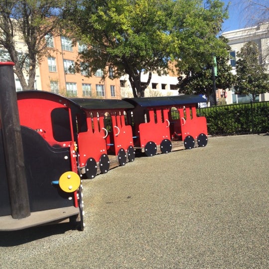 Firewheel Mall Play Area - 1 tip from 138 visitors