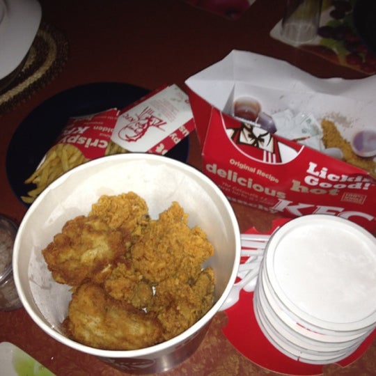 Photos at KFC, Banani - Fried Chicken Joint