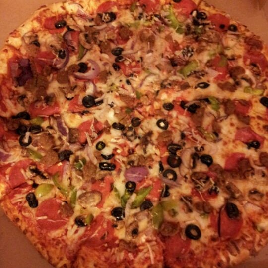 Photos at Round Table Pizza - Pizzeria in Menlo Park