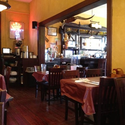 Farmers Inn Restaurant and Bar - American Restaurant