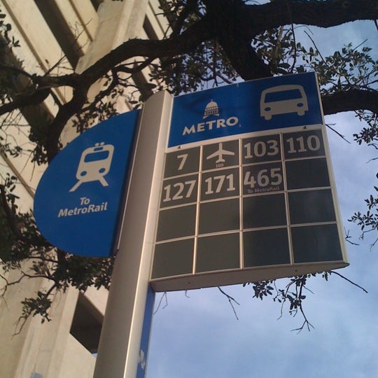 Bus Stop at 21st and Speedway - University of Texas-Austin - 21st and ...