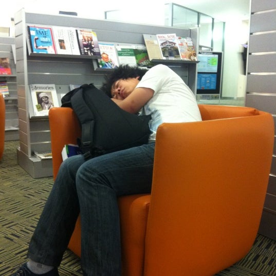 Central Library - College Library in Hamilton