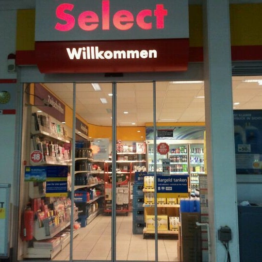 Shell - Fuel Station in München