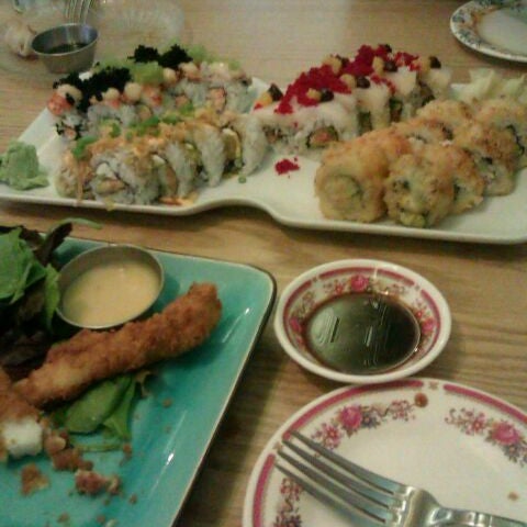 Full Moon Sushi & Bistro - Asian Restaurant